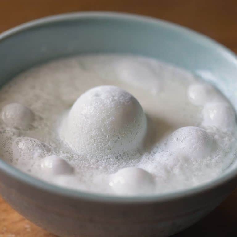 An Explainer: the Difference Between Baking Soda and Baking Powder ...