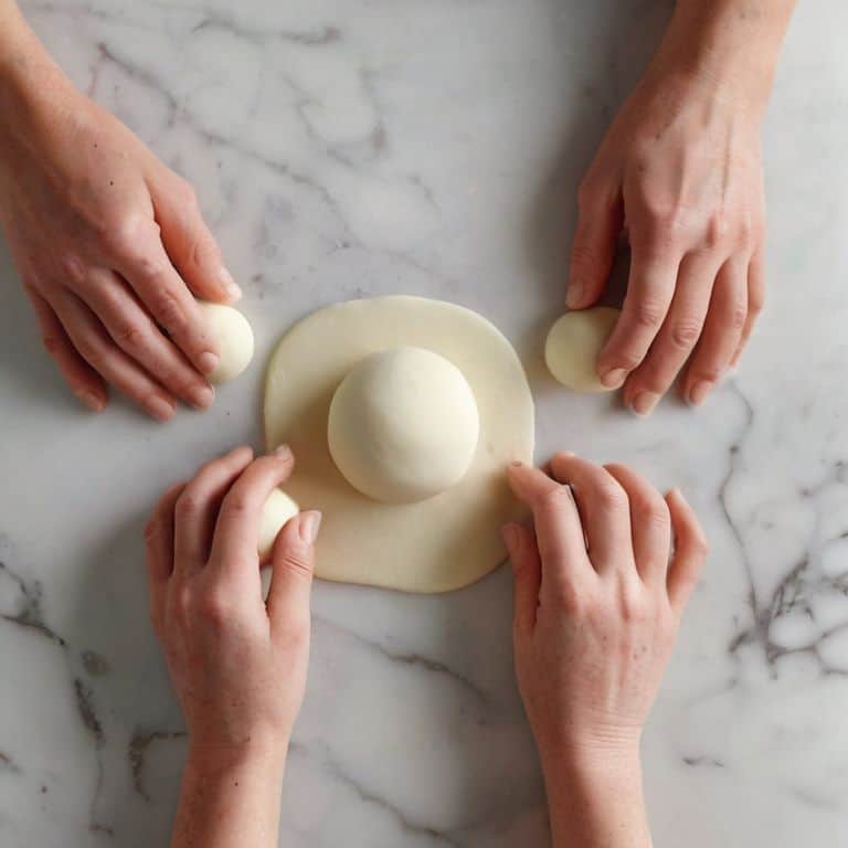 A Guide on How to Make Simple Fondant Figures - Alison Lawson Cakes